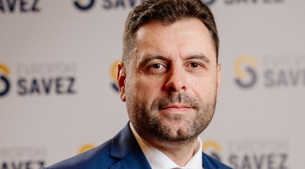 Vujović: PES javio da je opozicija kriva i što oni nemaju kičmu koju su ...
